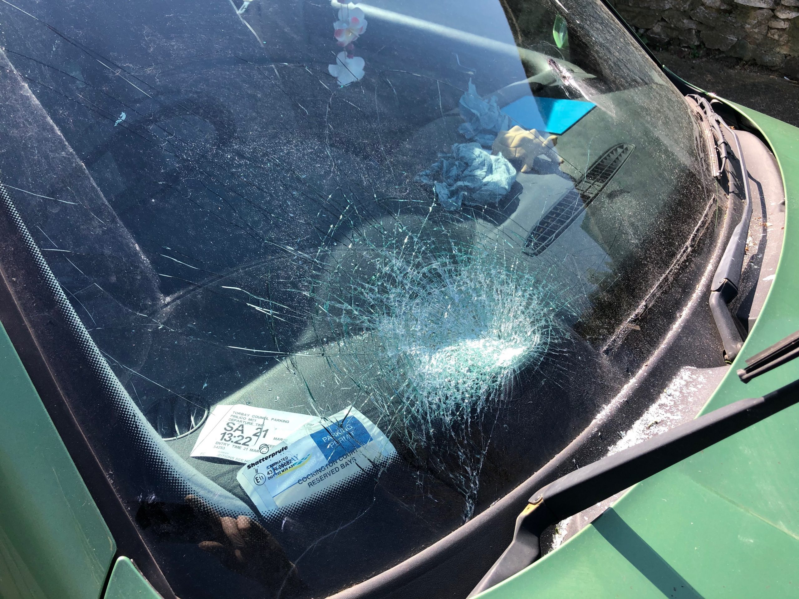 Vandalised Golf Windscreen - Devon Windscreens